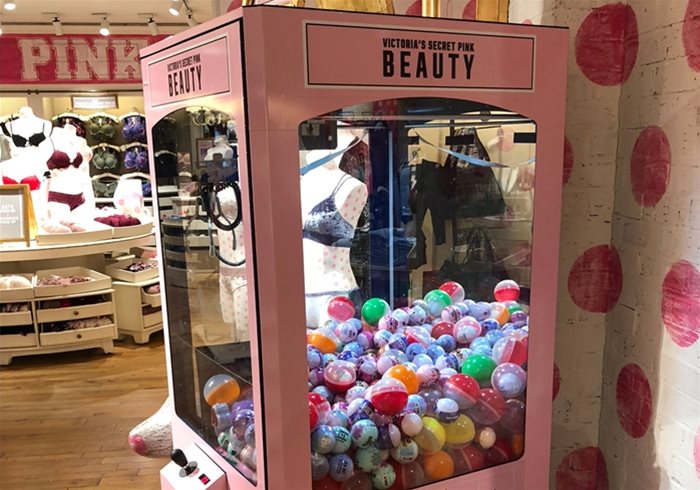 Prize Crane Machine Hire UK | Grabber Arcade Game